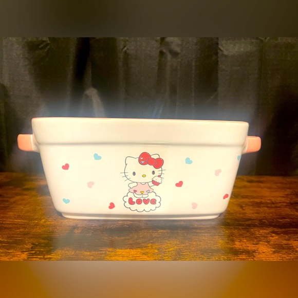 Hello Kitty | Kitchen | Hello Kitty Sanrio Valentines Day Bakeware ...